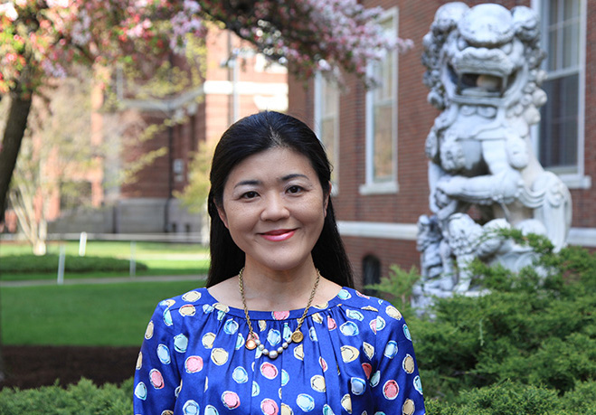 Getting to know... Hitomi Yoshio - Harvard-Yenching Institute